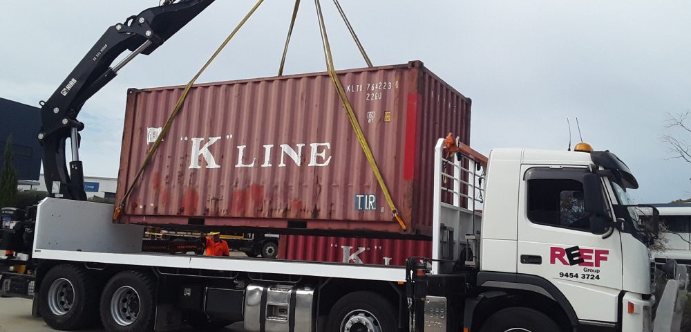 The Different Types of HIAB Loader Cranes | Reef Group